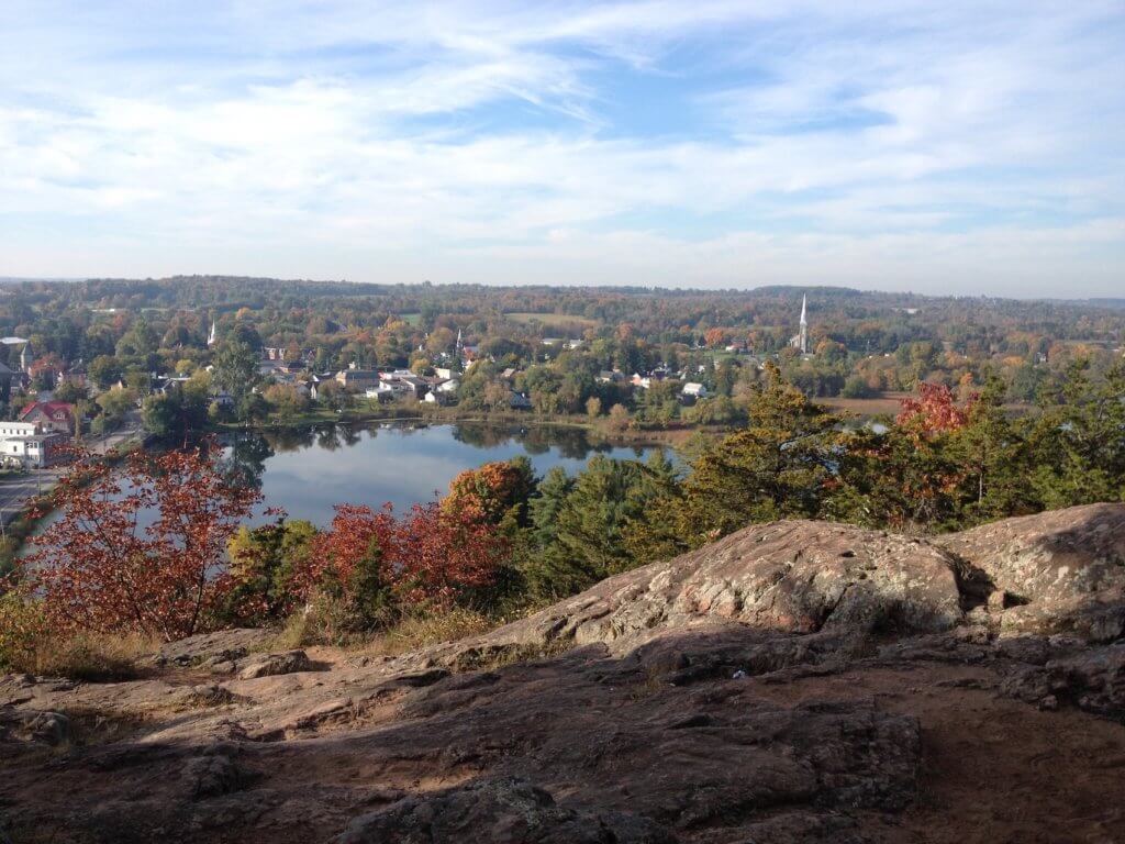 Experience The Frontenac Arch Biosphere - Landsby
