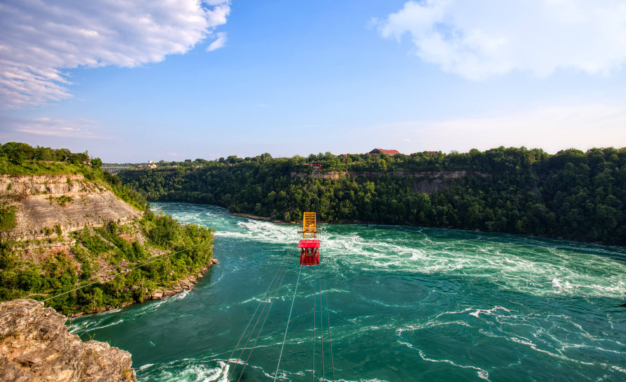 Exploring the Beauty of Niagara Falls | Landsby