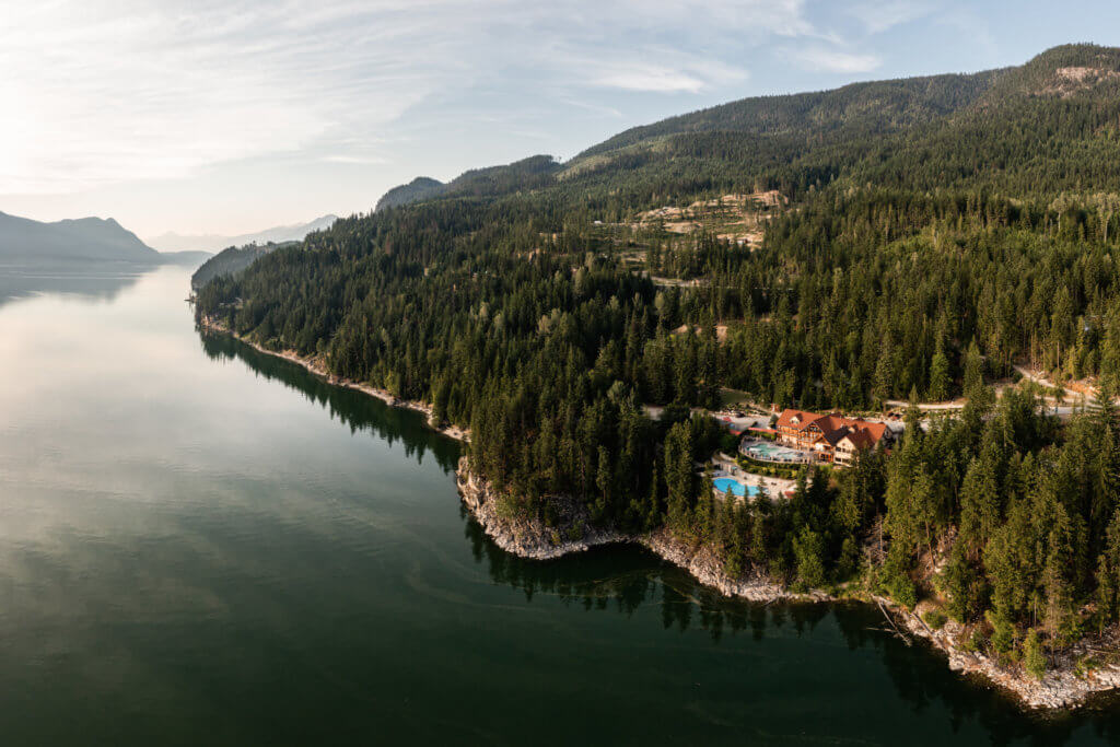 11 Canadian Hot Springs Worth Visiting - Landsby