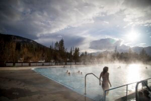 11 Canadian Hot Springs Worth Visiting - Landsby