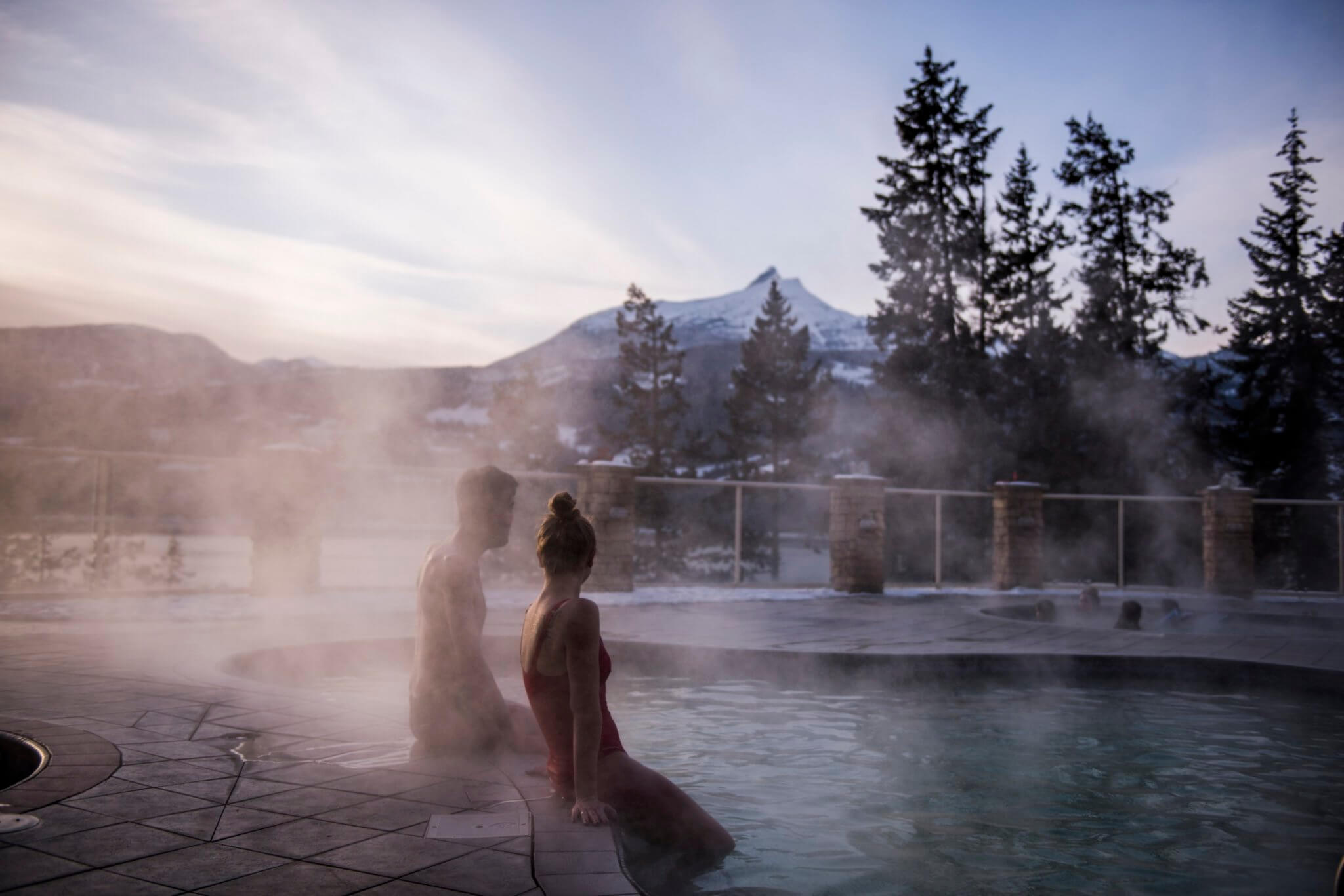 11 Canadian Hot Springs Worth Visiting - Landsby